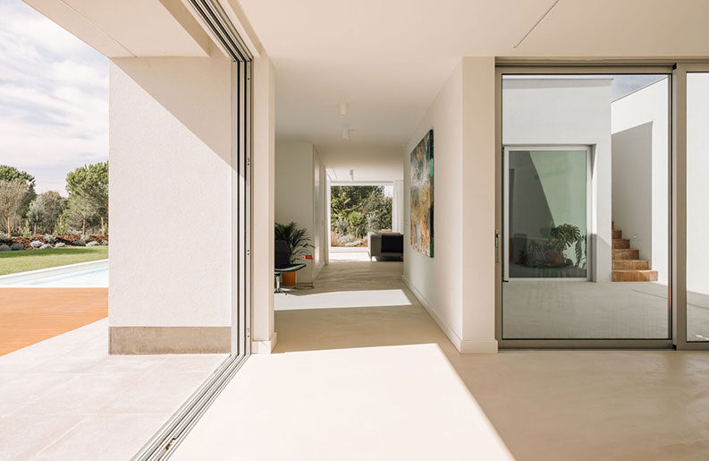 Casa HD by Desvão Atelier